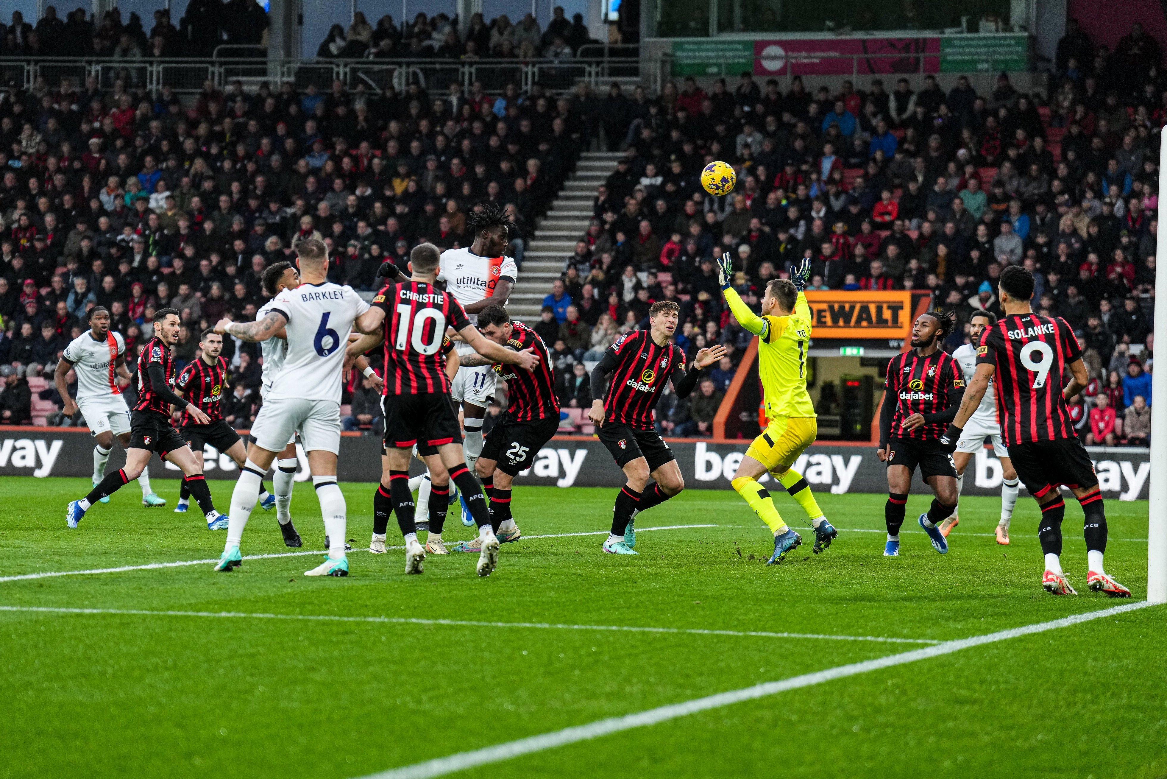 One of the EPL matches will be completely replayed. The reason is known | Dailysports