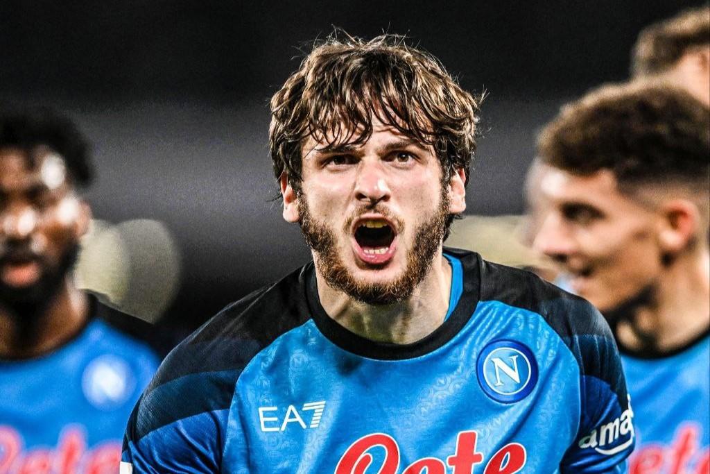 Barcelona is thinking about signing a left winger. We know what options ...