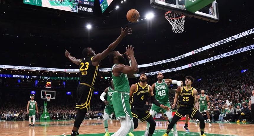 Boston broke the record for most points in 2 quarters with the third ...