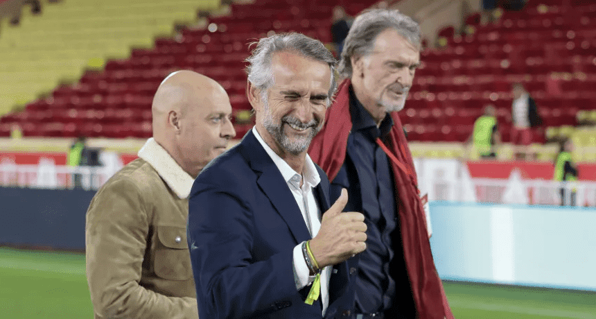 Man United management have made a transfer announcement that may not ...