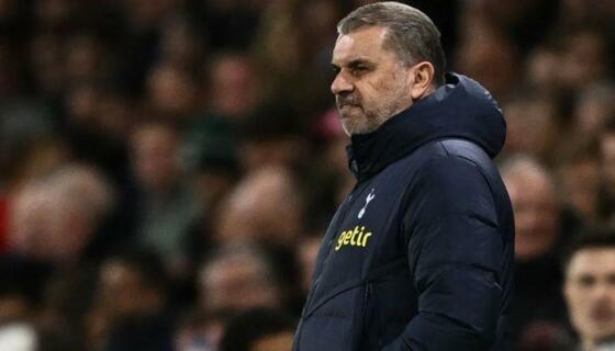 The Tottenham coach responded jokingly to the end of the race for the ...