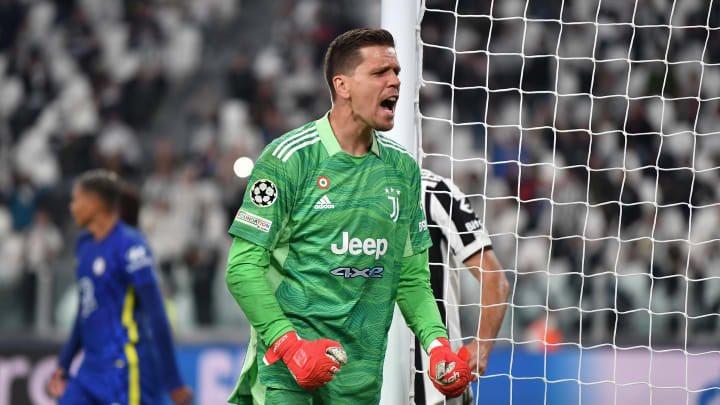 The Juventus goalkeeper wants to finish his career in Turin. He needs ...