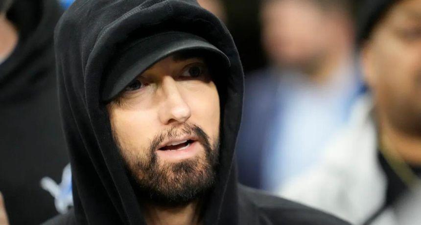 The legendary rapper Eminem appeared in a promotional video for the NFL ...