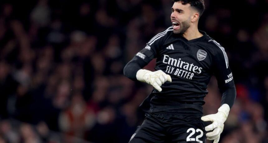The Arsenal goalkeeper clinched the prestigious Premier League award in ...