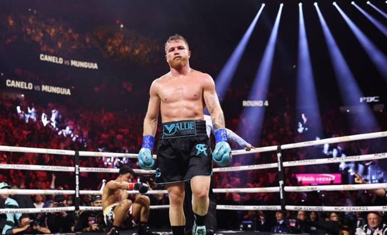 "I'm the best fighter right now". Canelo commented on his latest ...