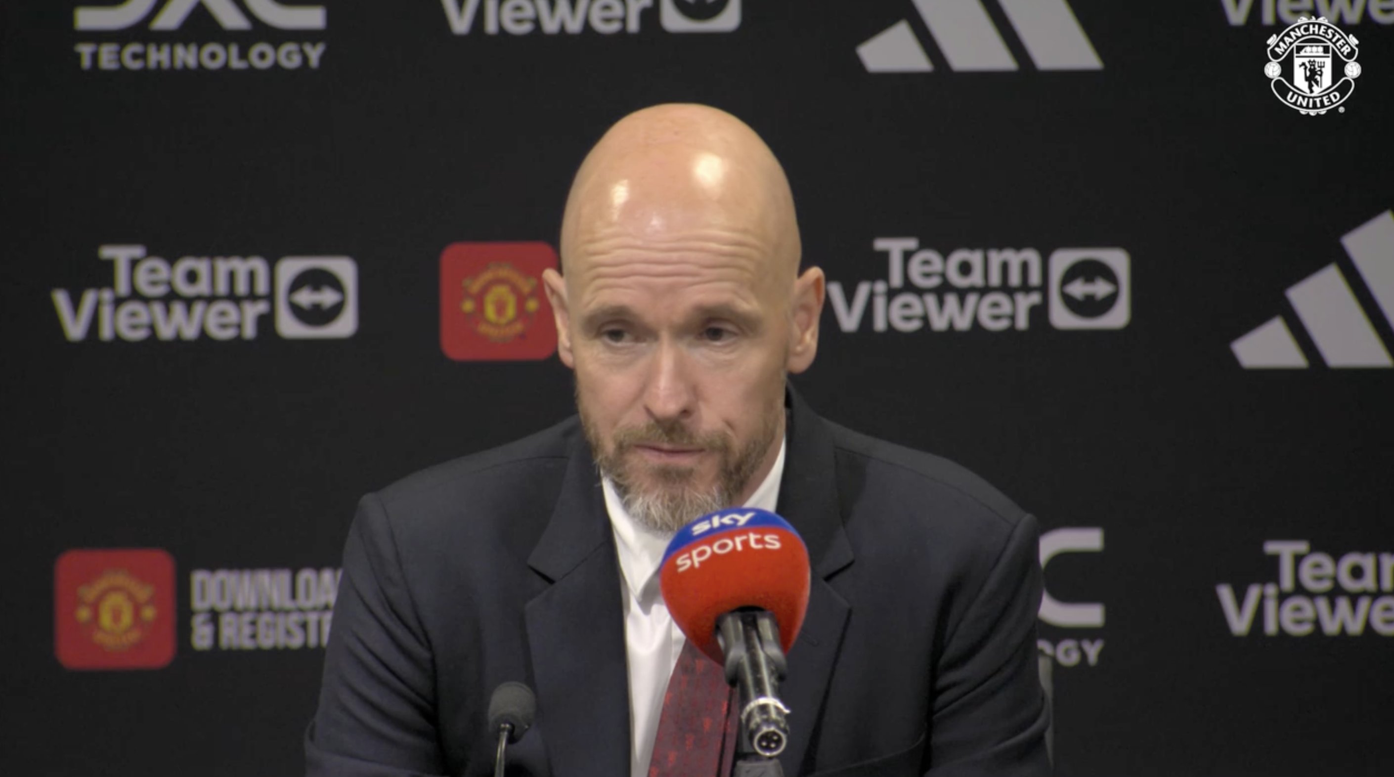 "We will do everything to win the Cup," Eric ten Hag thanked the fans ...
