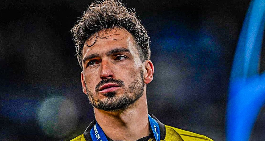 Borussia Dortmund legend is ready to stay but has put an unusual ...