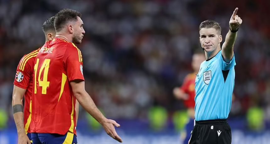 What's the point of VAR? Spanish fans are outraged by the penalty not ...