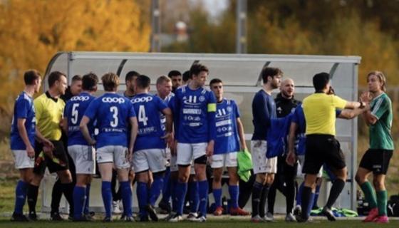 The players of the Swedish club supported their captain, who has been ...